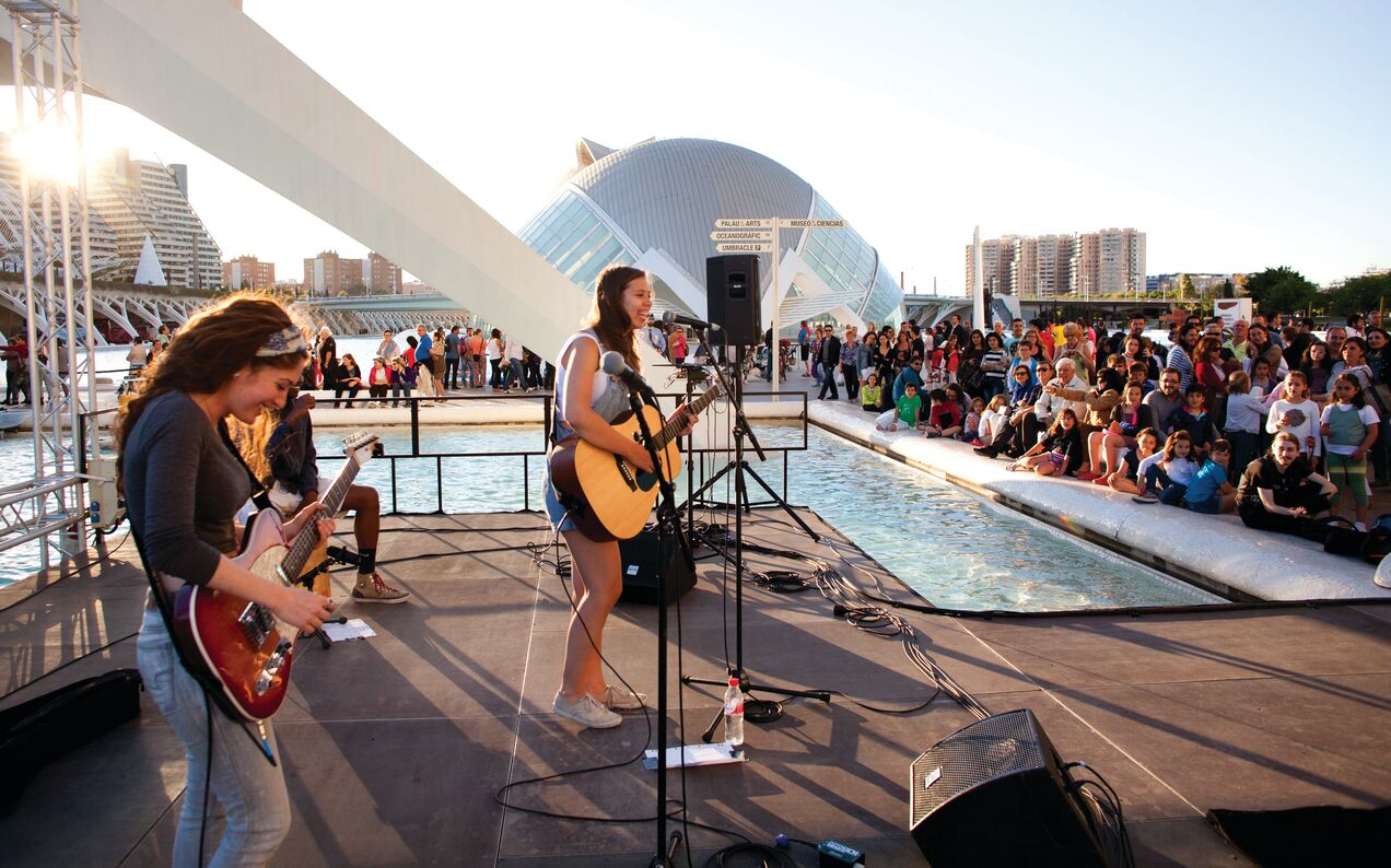 As Berklee Valencia Turns 10, Grads Reflect on the Campus's Personal ...