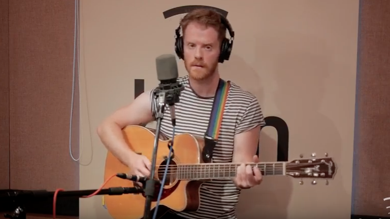 Ciaran Lavery Performance on BIRN Alive | Berklee