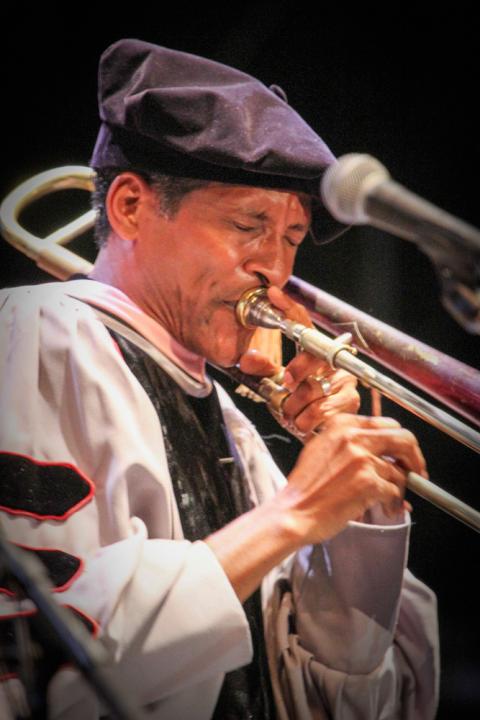 Alumnus William Cepeda Earns Honorary Doctorate | Berklee