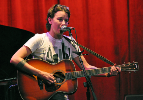 Songwriting Summer: Q&A with Melissa Ferrick '90 | Berklee