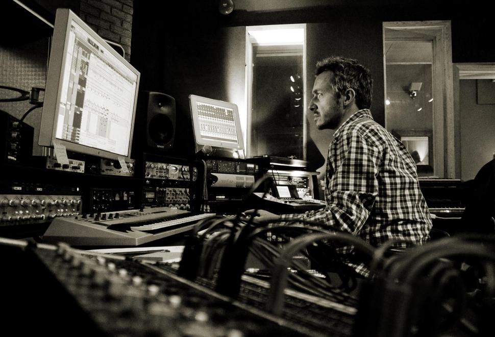 Producer Fraser T. Smith Finds Success with Berklee Online | Berklee
